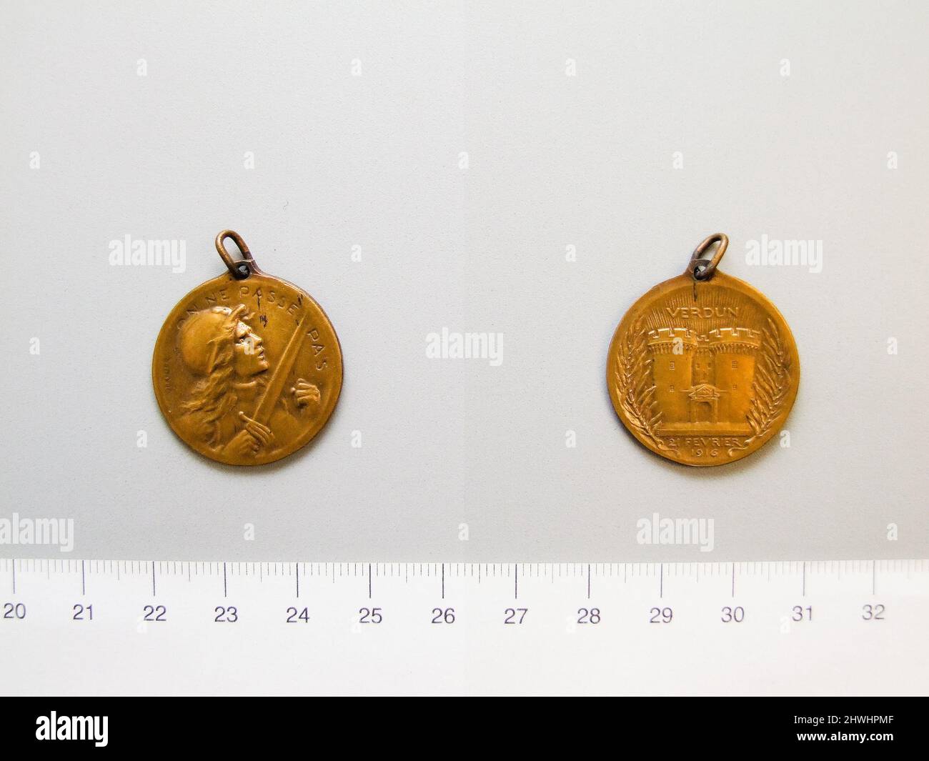 Medal of Verdun. Artist: Émile-Séraphin Vernier, French, 1852–1927 ...