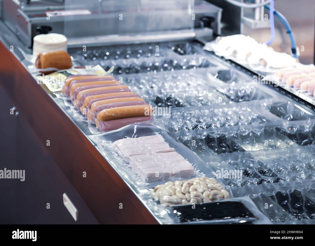 Thermoforming food packaging hi-res stock photography and images - Alamy