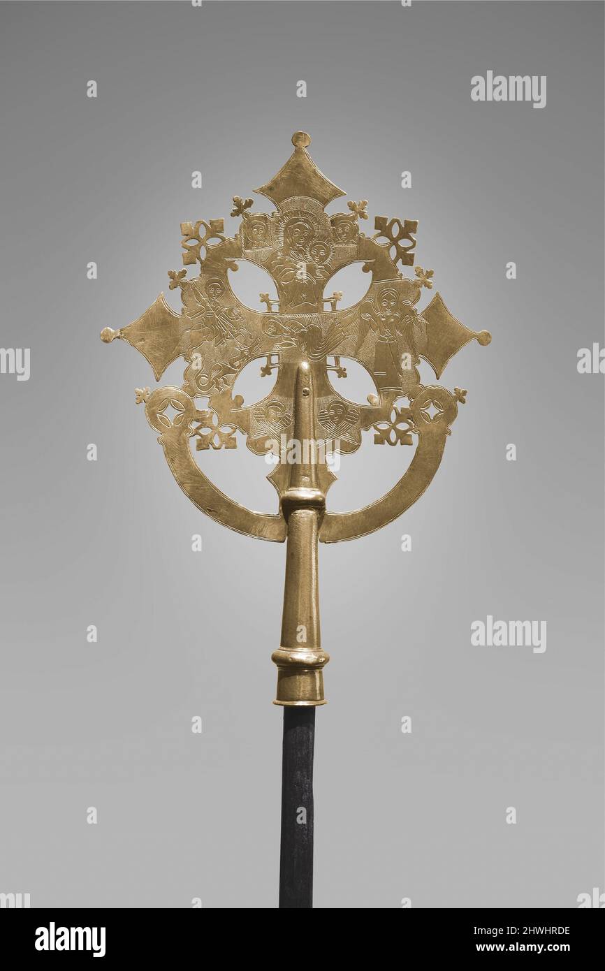 Christian processional cross hi-res stock photography and images - Alamy