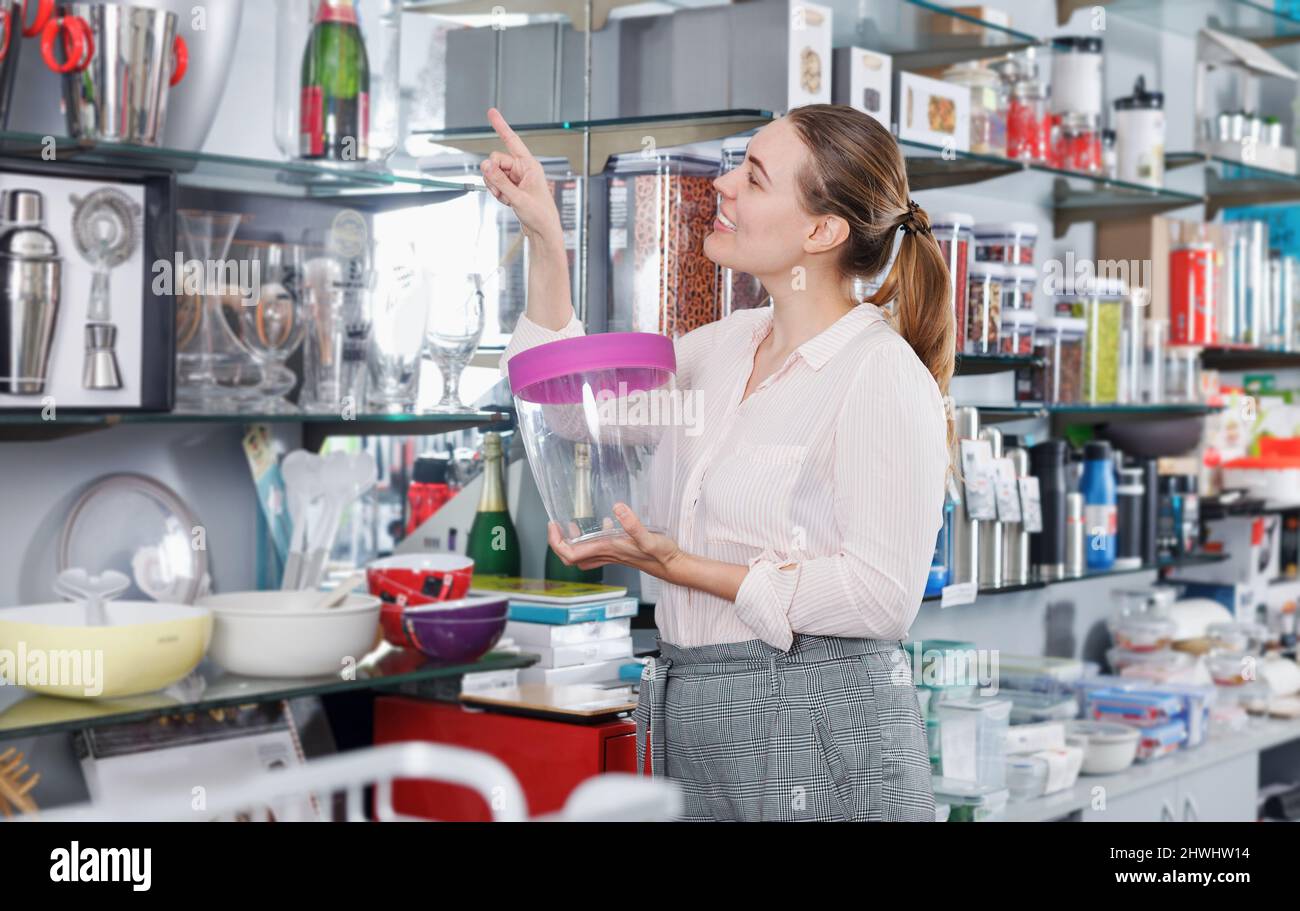 Ware female hi-res stock photography and images - Alamy