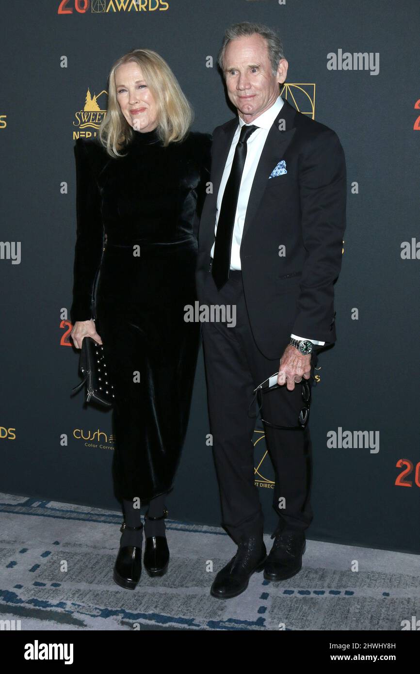 LOS ANGELES - MAR 5: Catherine O Hara, Bo Welch at the 26th Art ...