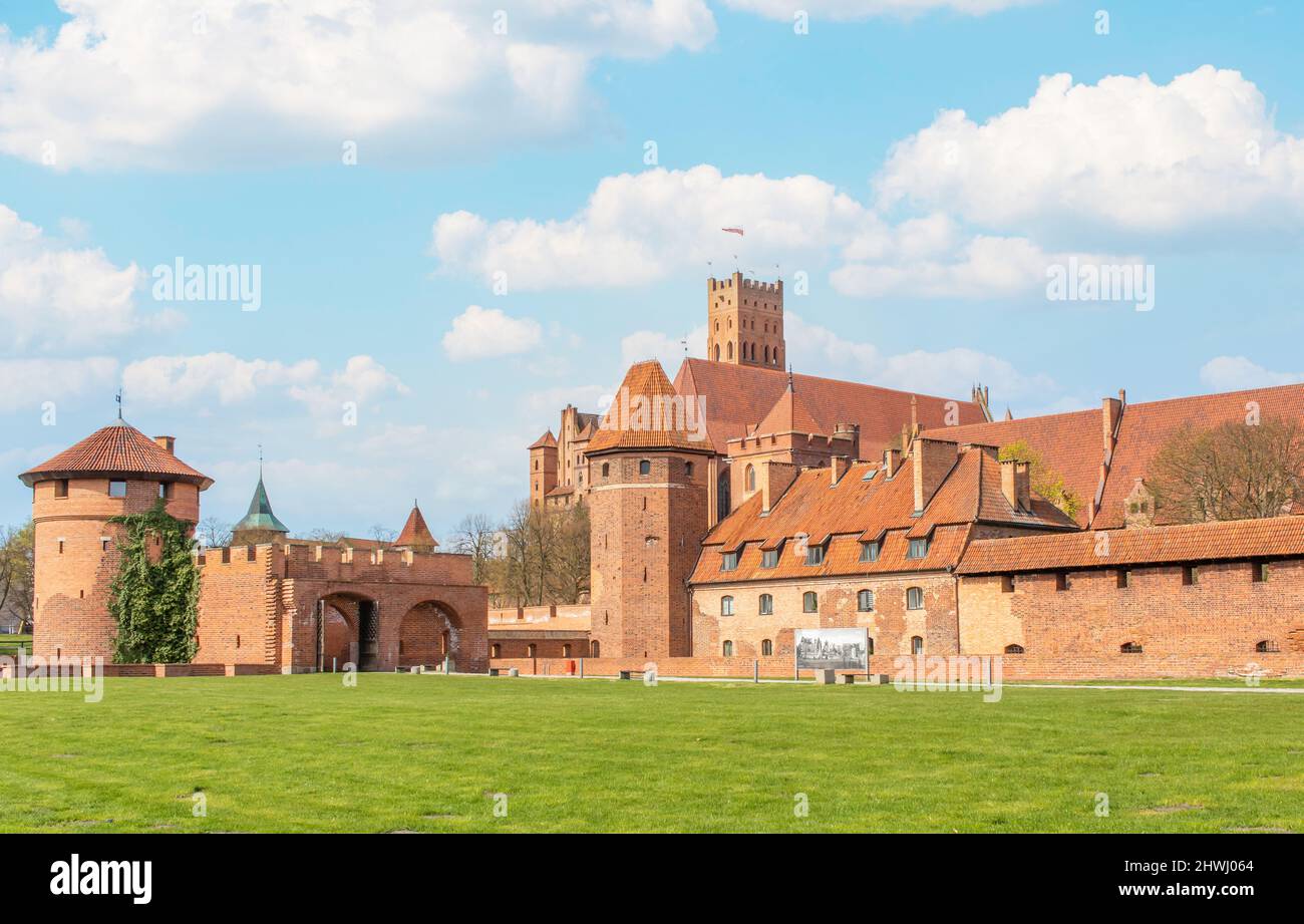 Largest castle in the world by land area, and a Unesco World Heritage ...