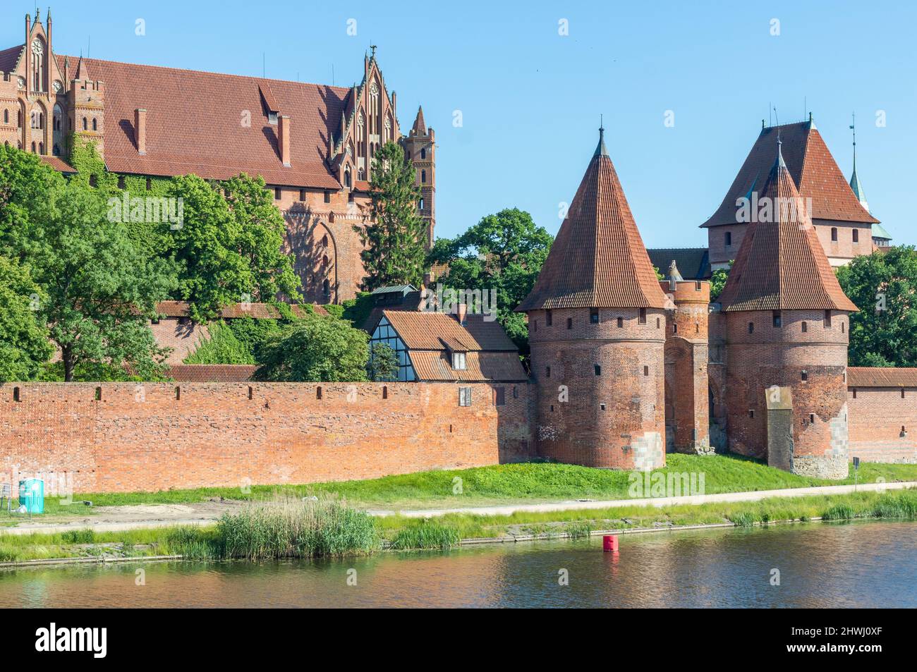 Largest castle in the world by land area, and a Unesco World Heritage ...