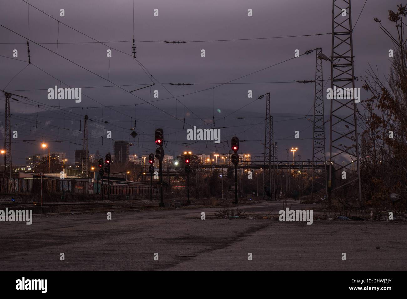 Abandoned railroad station near hi-res stock photography and images - Alamy