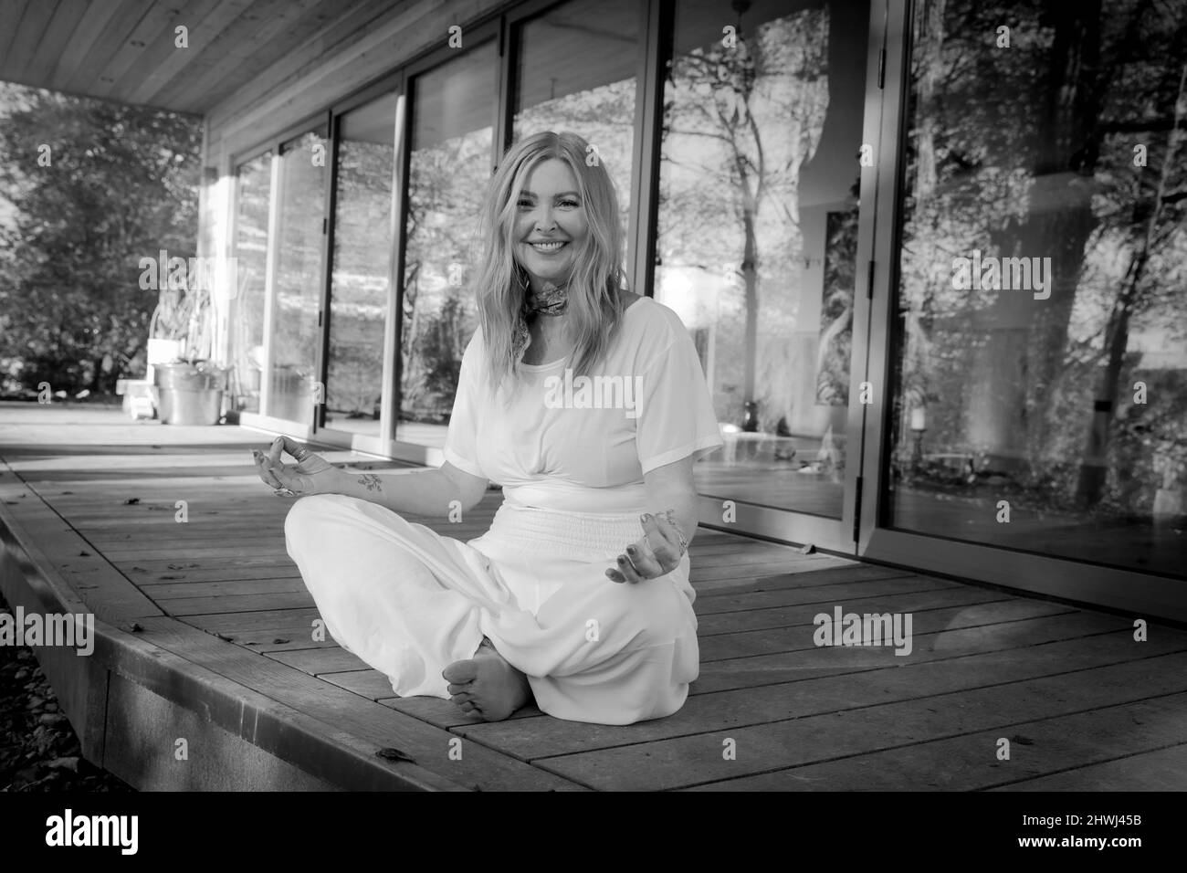 Spirit spiritual healing Black and White Stock Photos & Images - Alamy