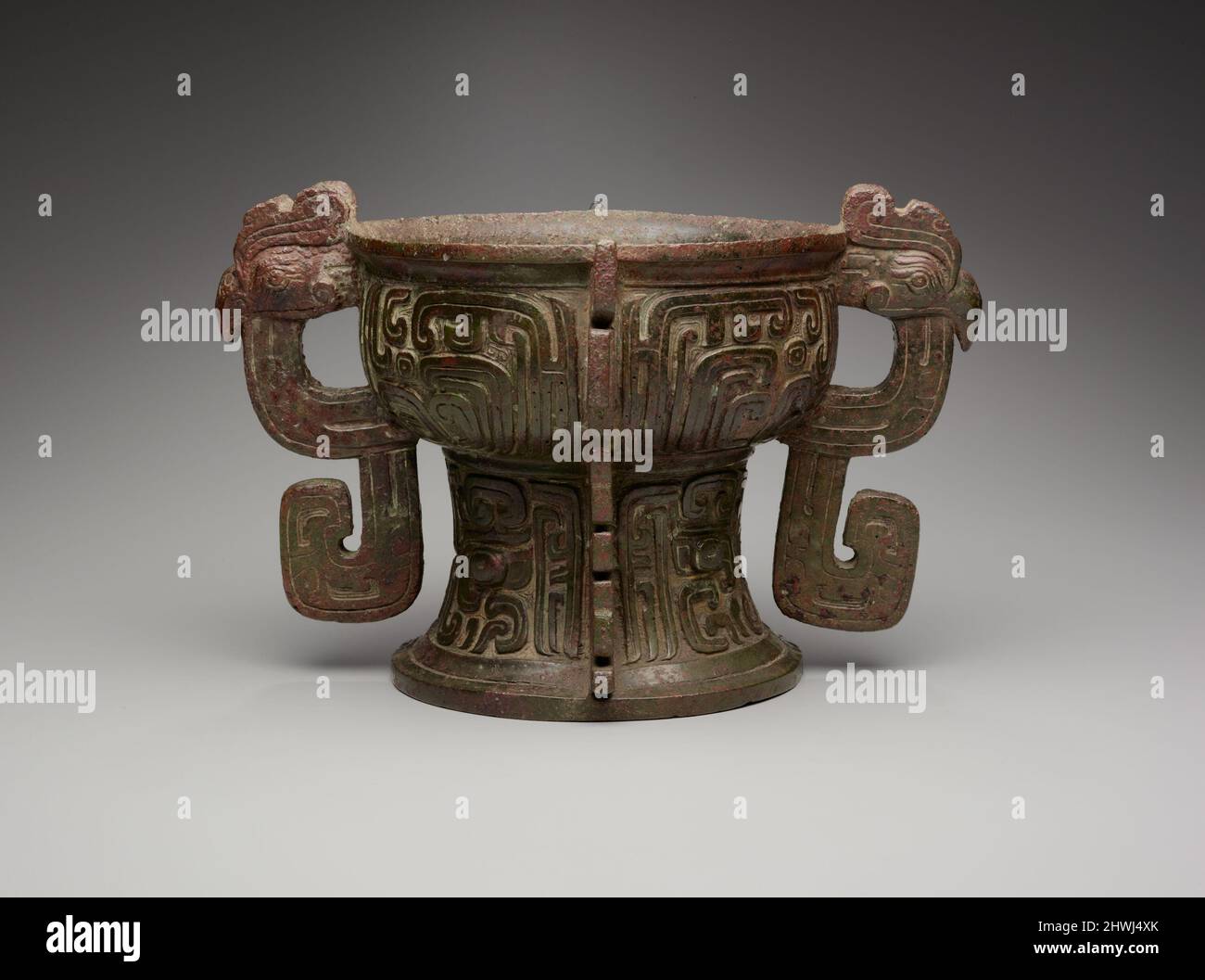 Serving vessel hi-res stock photography and images - Alamy