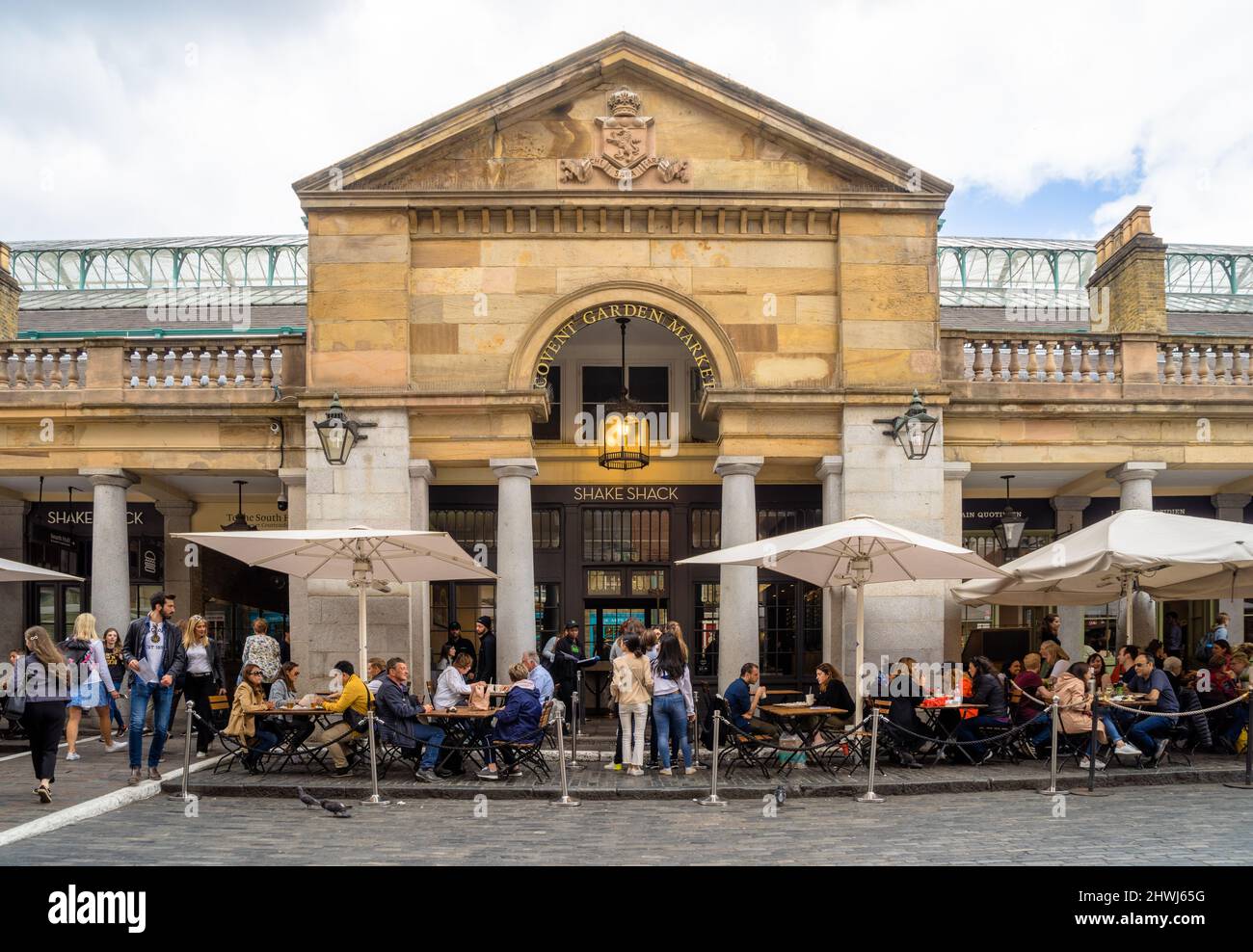 Tourists visiting Shake Shack in Covent Garden, London, UK Stock Photo ...