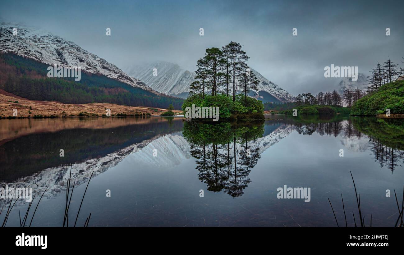 Lochan Urr in Glen Etive. Scotland Stock Photo - Alamy