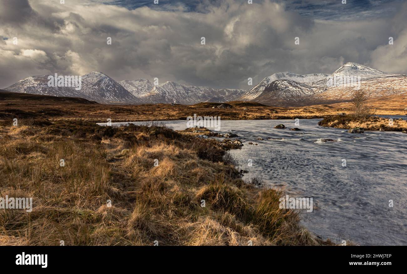 Beautiful lochan hi-res stock photography and images - Alamy