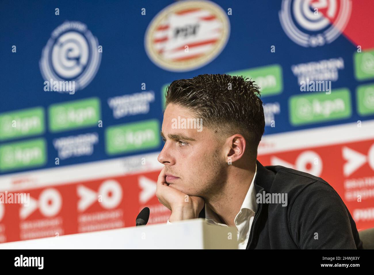 EINDHOVEN, 06-03-2022, Philips Stadium Dutch Football Eredivisie season ...