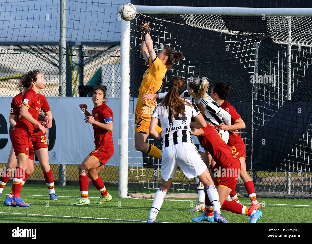 Camelia Ceasar of AS Roma Women in action during the 2021/2022 Serie A ...