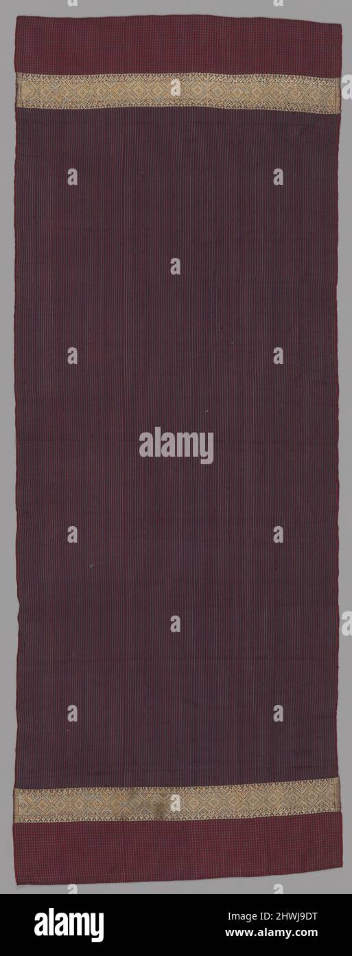 Shoulder cloth hi-res stock photography and images - Alamy