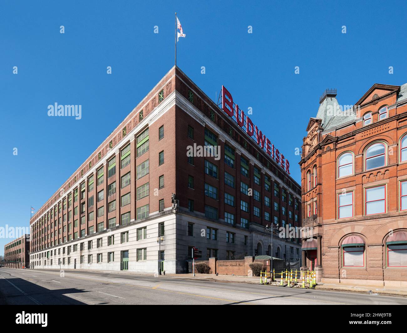 Anheuser Busch brewery buildings Stock Photo - Alamy