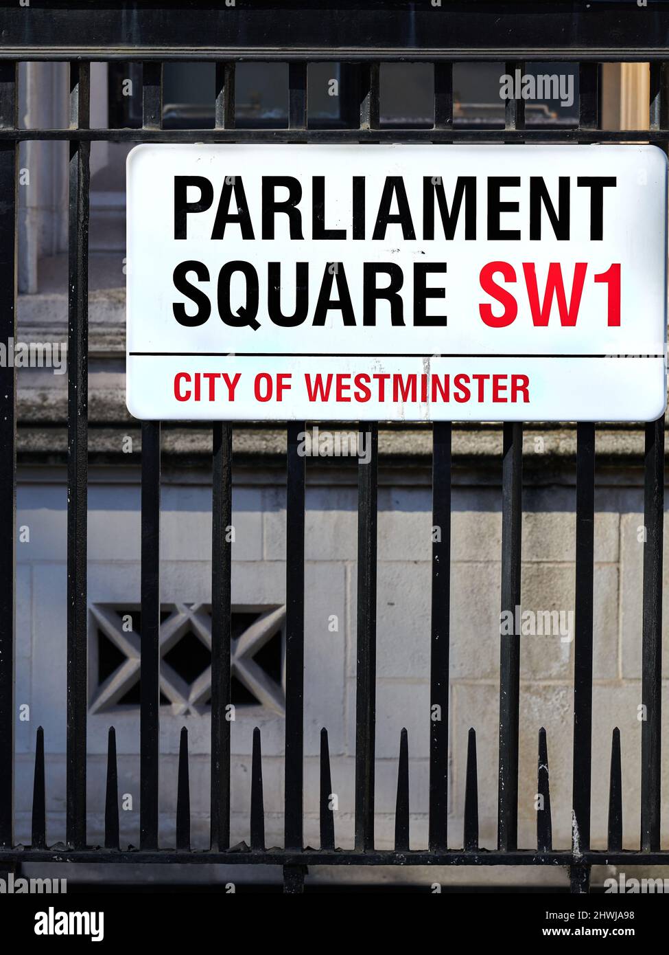 Parliament square london sign hi-res stock photography and images - Alamy