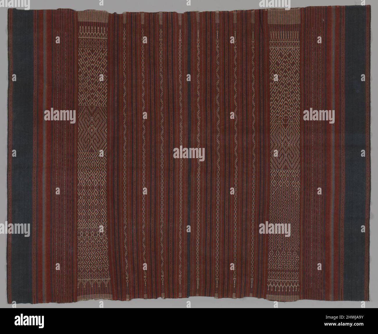 Shroud cloth hi-res stock photography and images - Alamy
