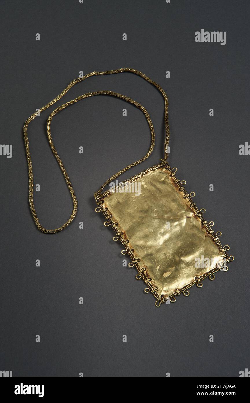 Ceremonial pectoral hi-res stock photography and images - Alamy
