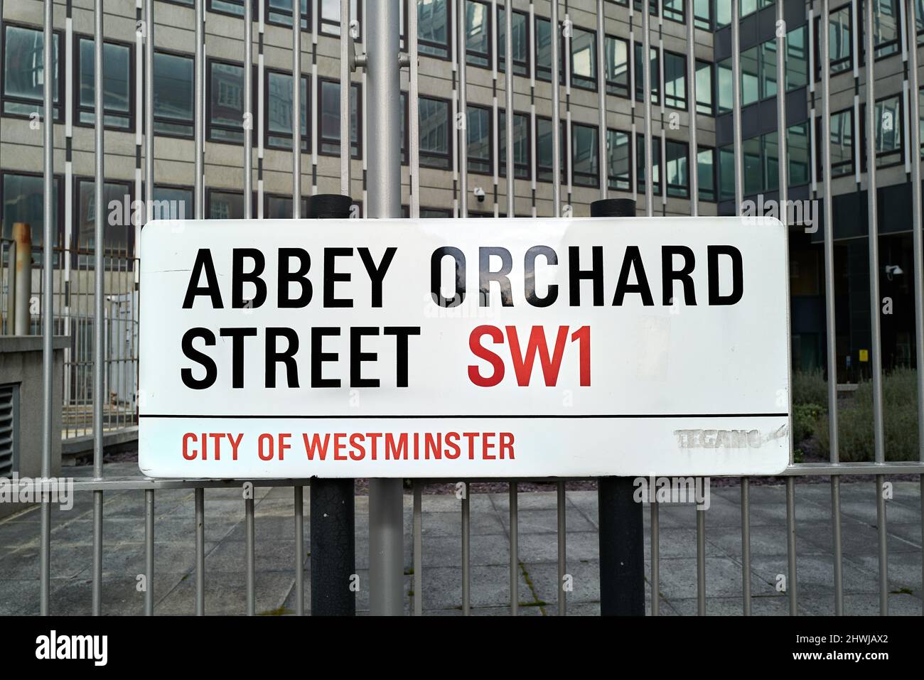 Abbey orchard street hi-res stock photography and images - Alamy