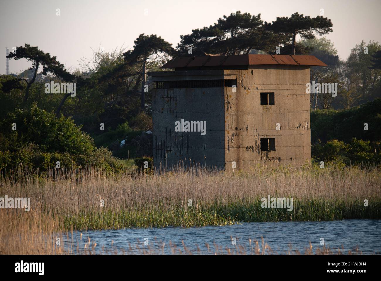 Gun placement and lookout tower at Bawdsey Stock Photo - Alamy