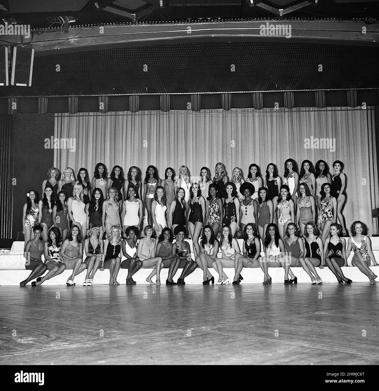 Lynda Carter 1972 Miss World Contestants 1972 wearing swim-suits in ...