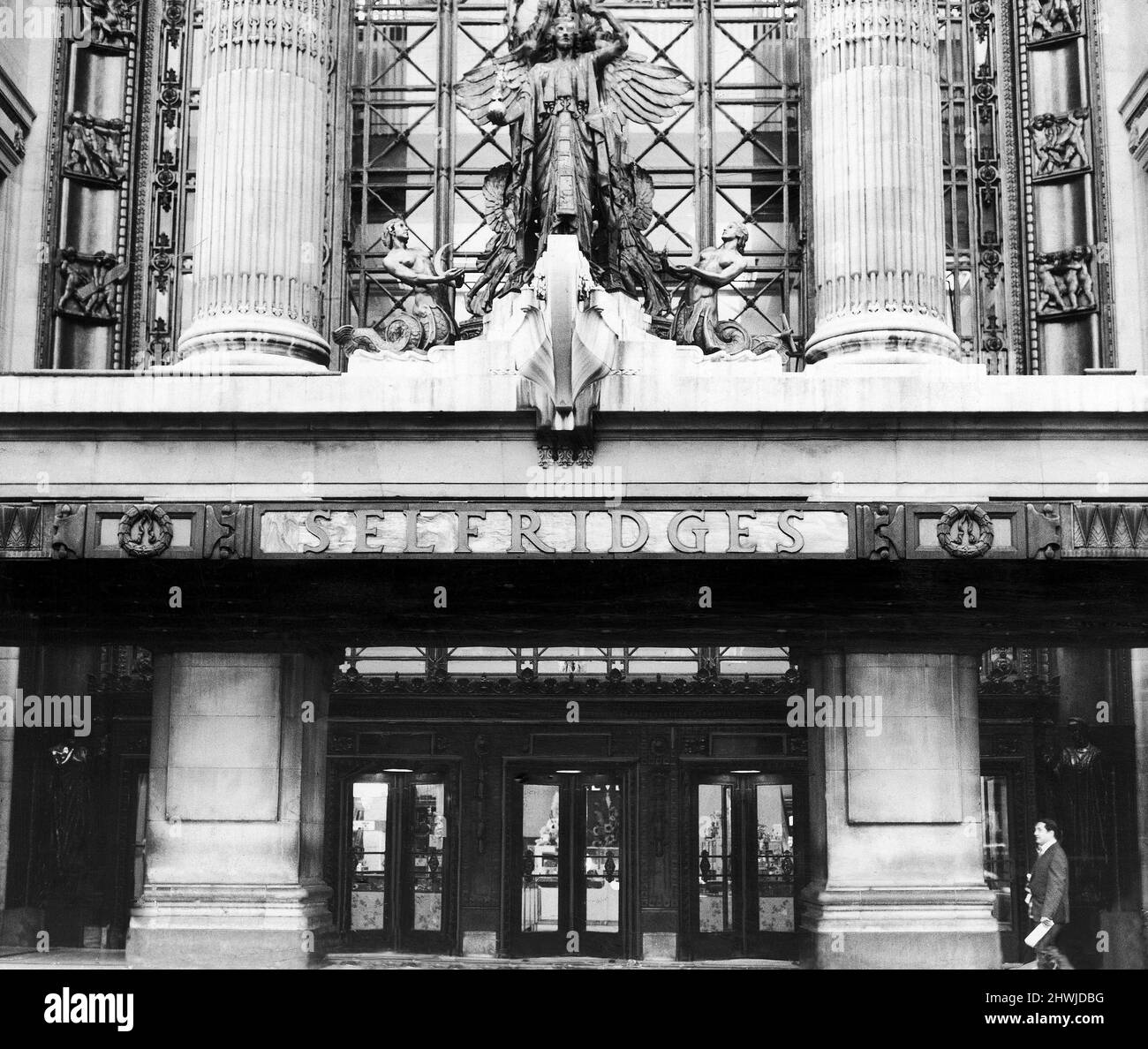 The facade of Selfridges store in Oxford Street, London .August 1973 ...