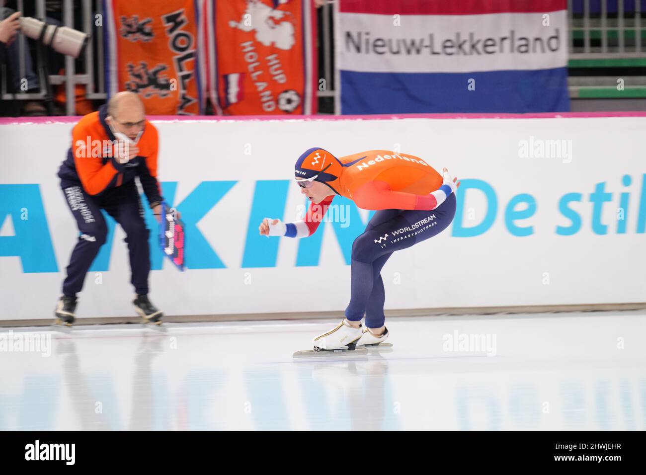 HAMAR, NORWAY - MARCH 6: Merel Conijn of the Netherlands competing in ...