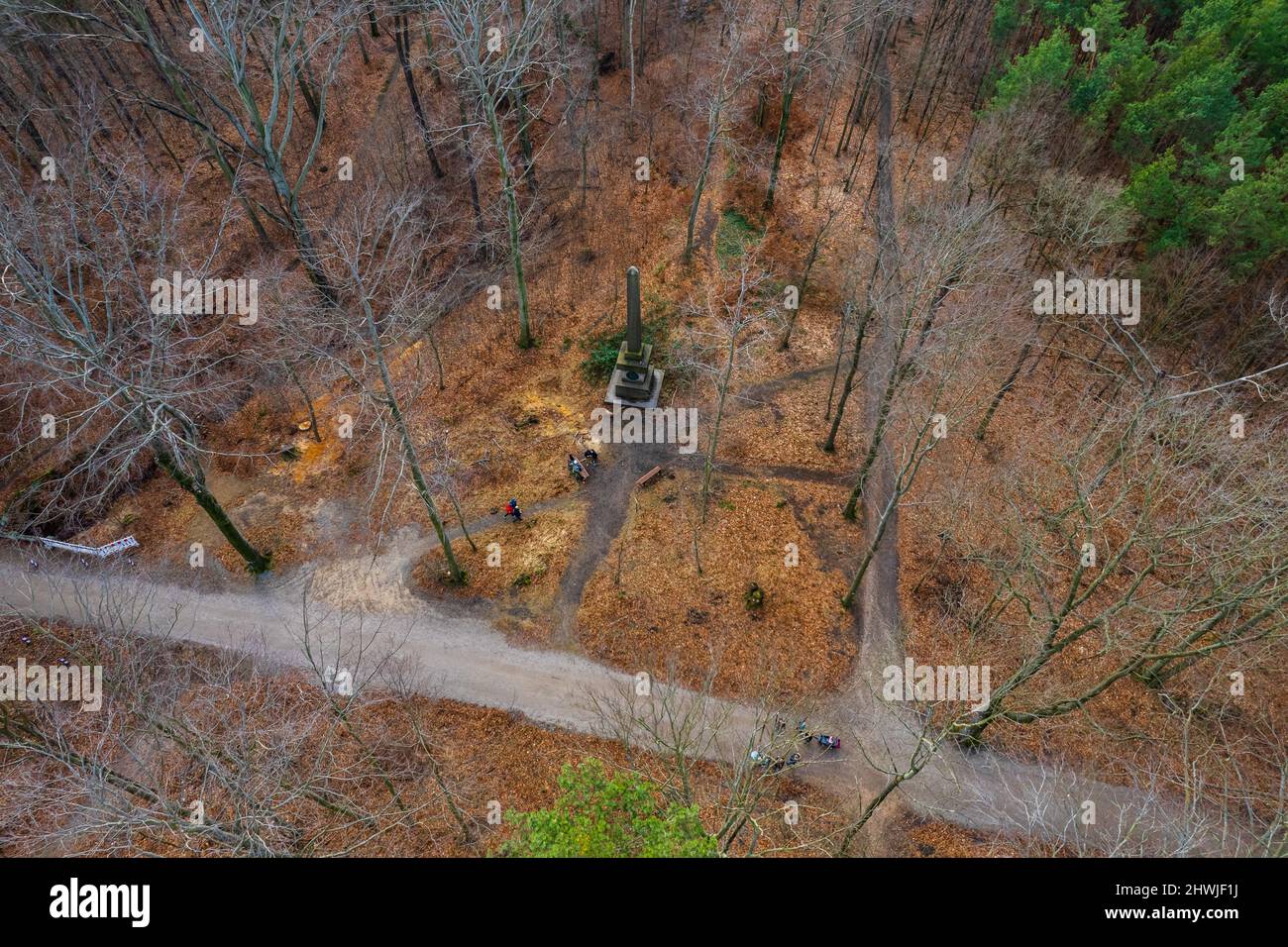 Small monument in an autumn forest Stock Photo - Alamy