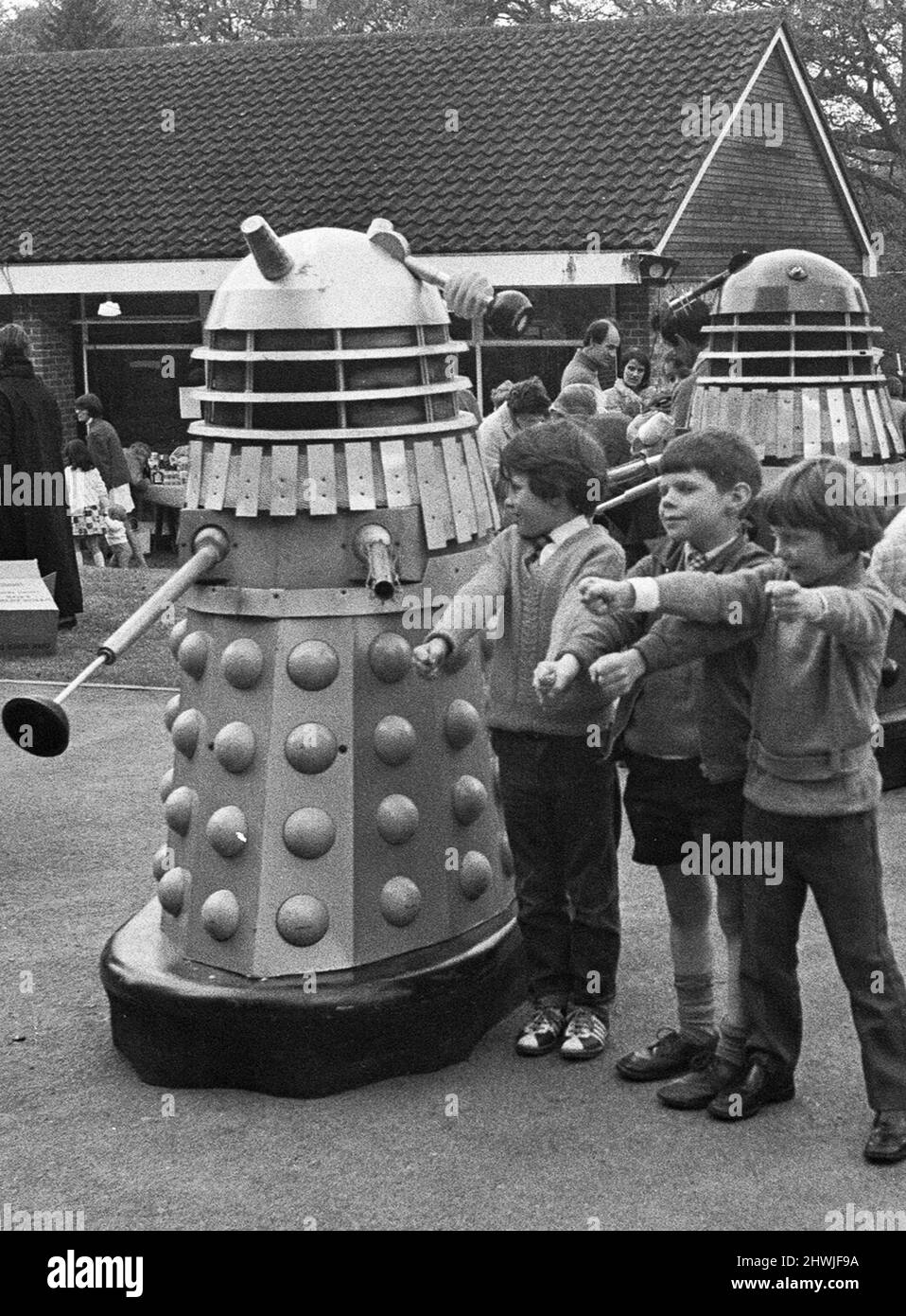 Dr Who's arch enemies the Dalek's pay a visit to Woolhampton Primary ...