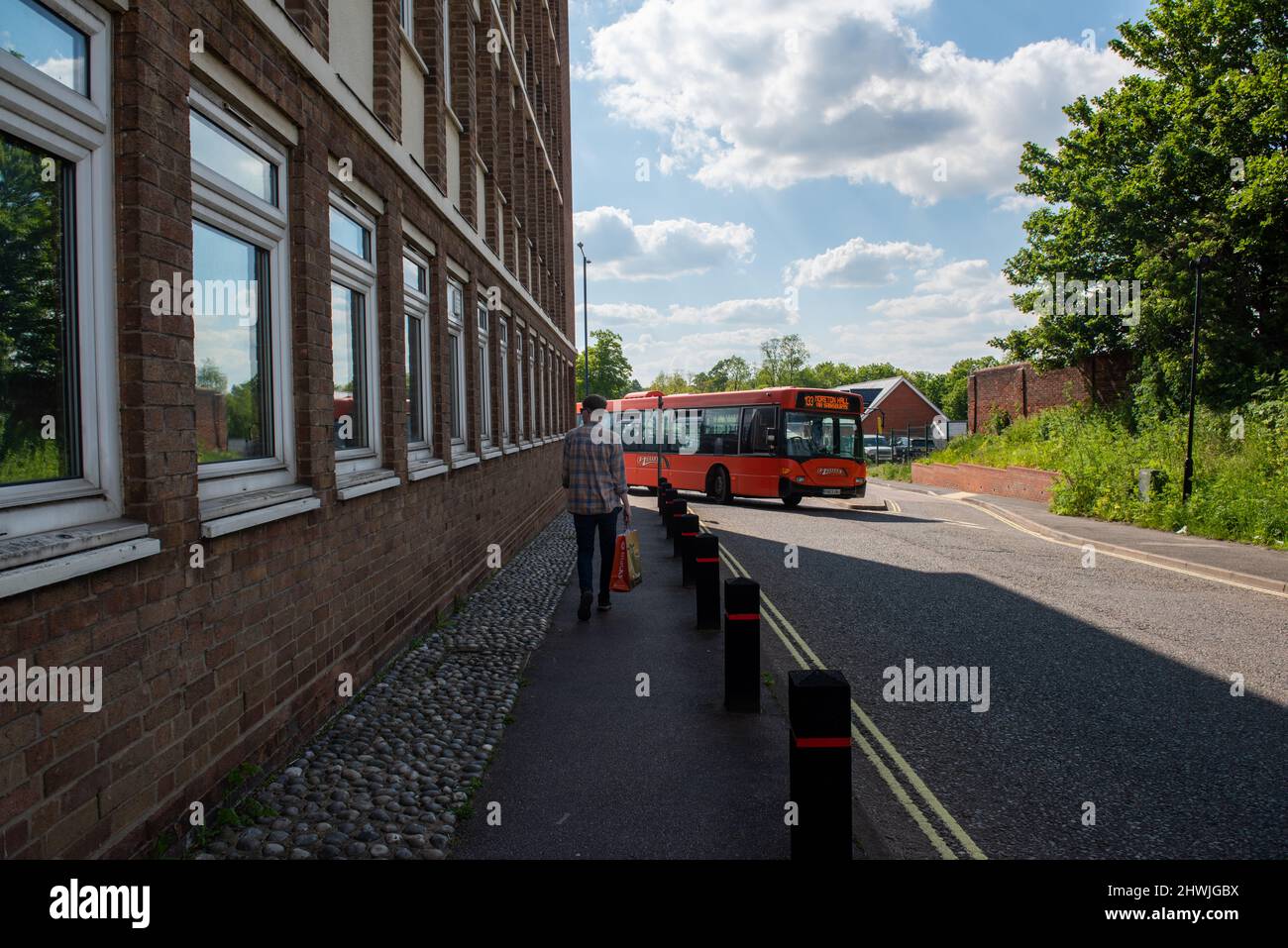 Approaching bus hi-res stock photography and images - Alamy