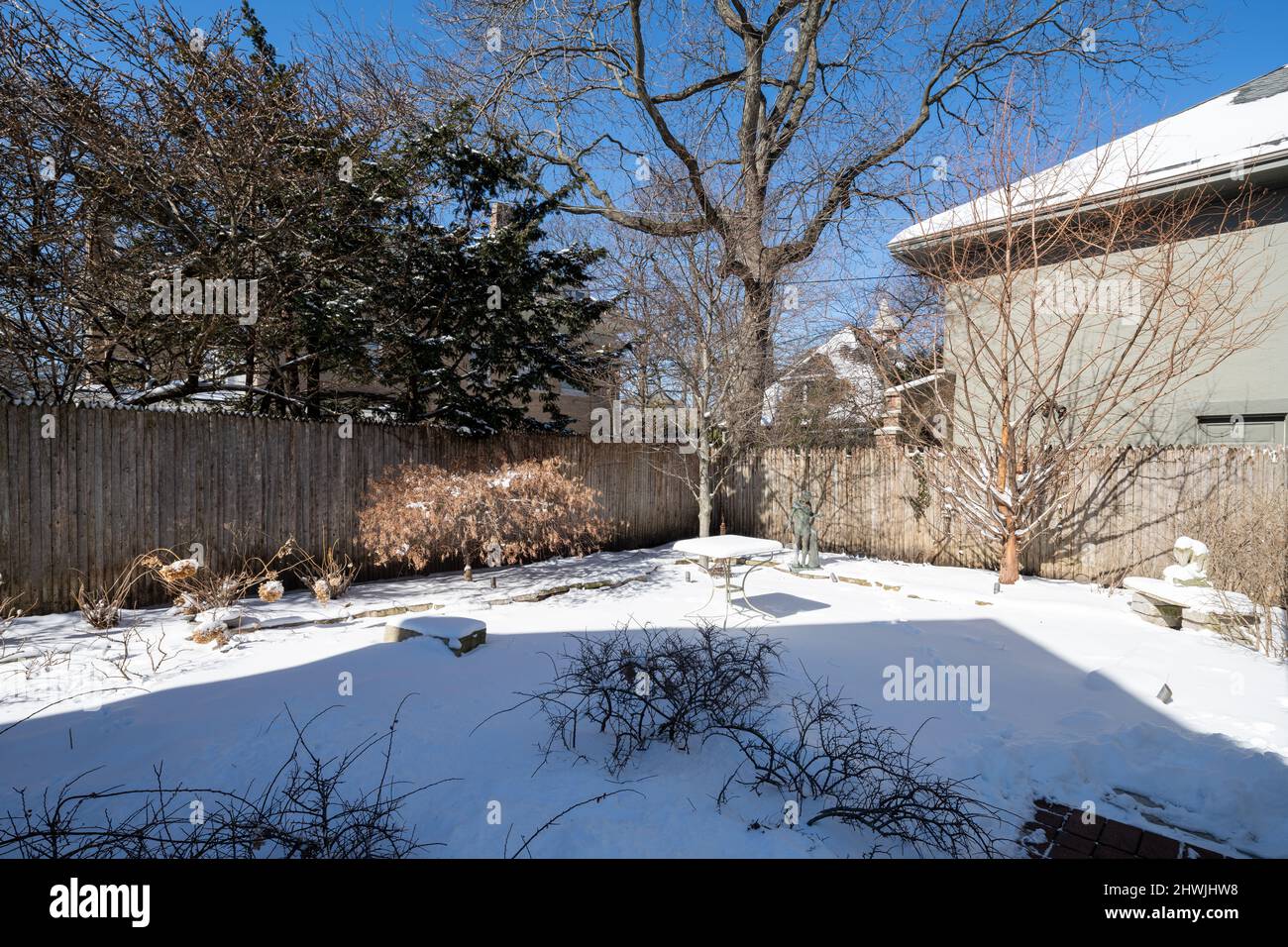 Suburbs suburban suburbia hi-res stock photography and images - Alamy