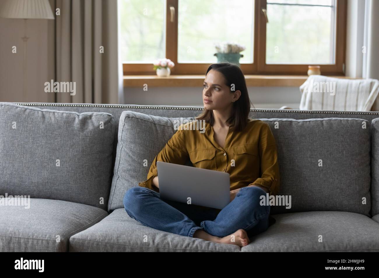 Telework analyze hi-res stock photography and images - Alamy