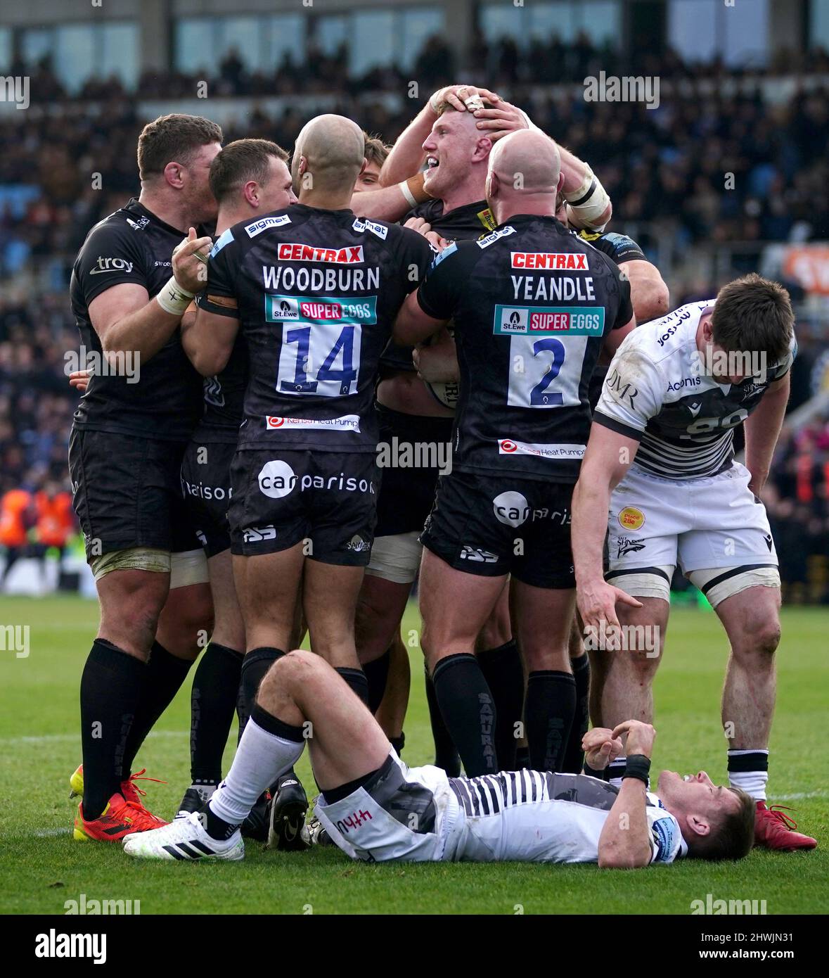 Jacques vermeulen of exeter chiefs hi-res stock photography and images ...