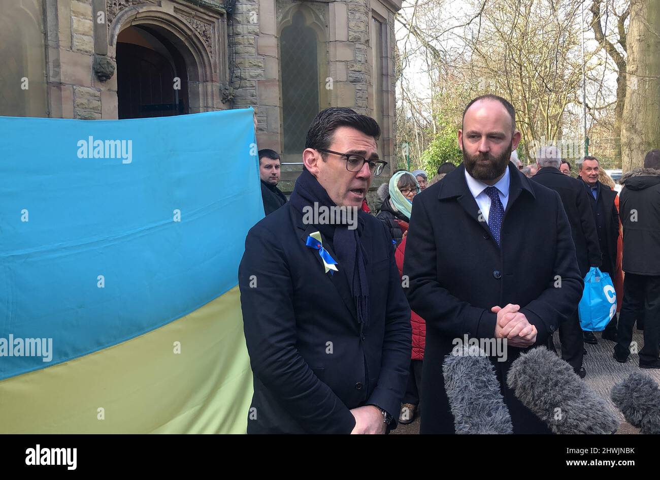 Mayor of Greater Manchester Andy Burnham (left) and Paul Dennett, Mayor ...