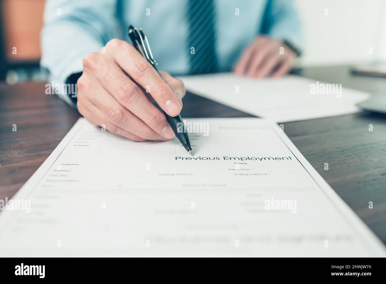 HR staff Submit a job application for new employees to fill out job ...