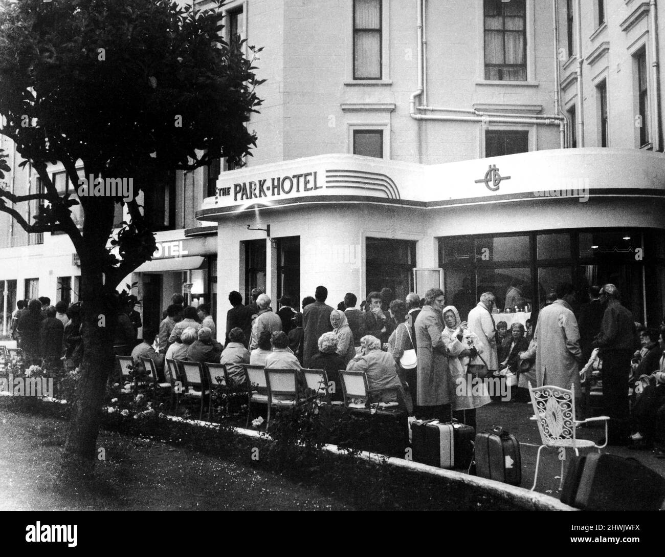 Fire at the Esplanade Hotel, Oban. Picture shows guests for the Park ...