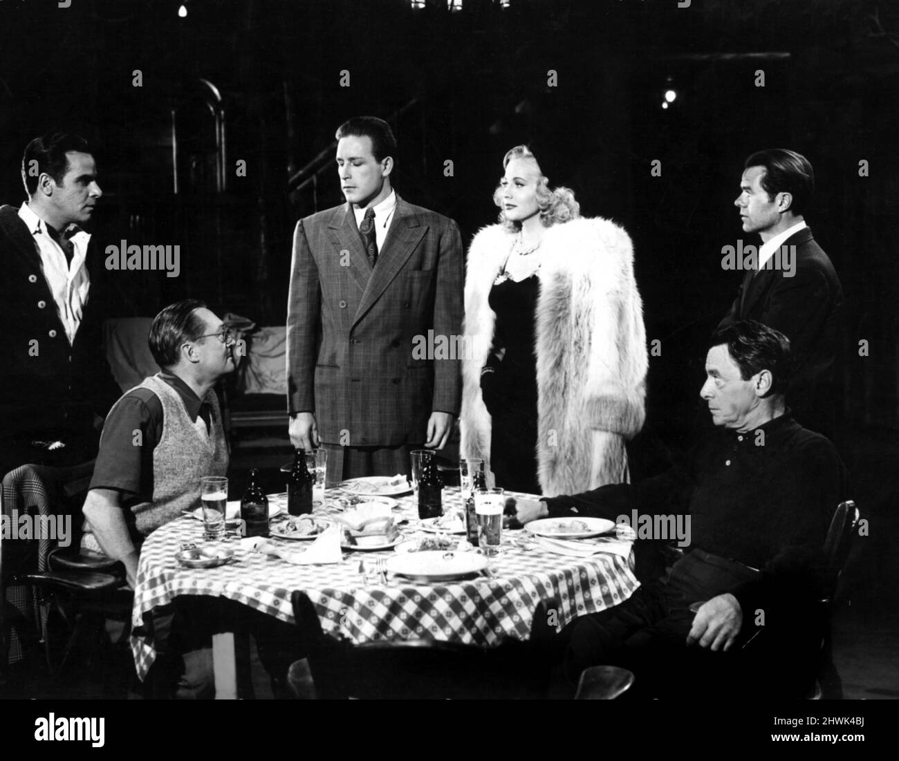 Lawrence tierney hi-res stock photography and images - Alamy