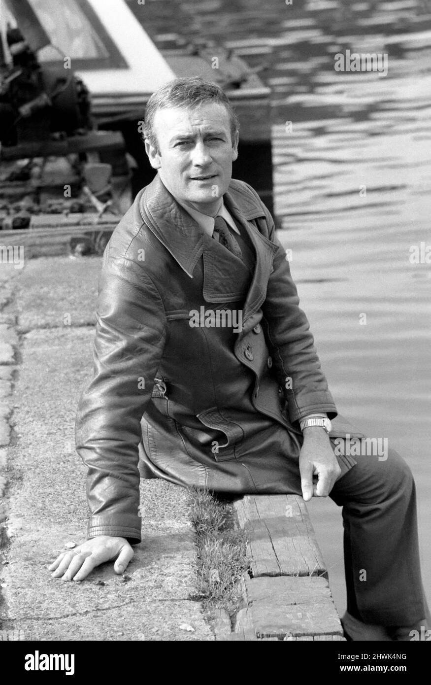 Edward Woodward actor who plays the role of David Callan in ITV's ...
