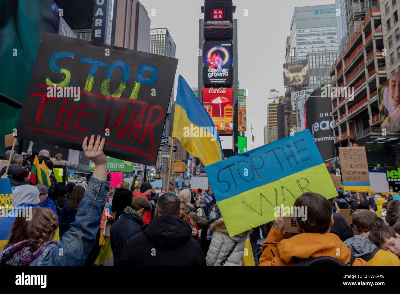 NEW YORK, N.Y. – March 5, 2022: Demonstrators in Times Square protest ...