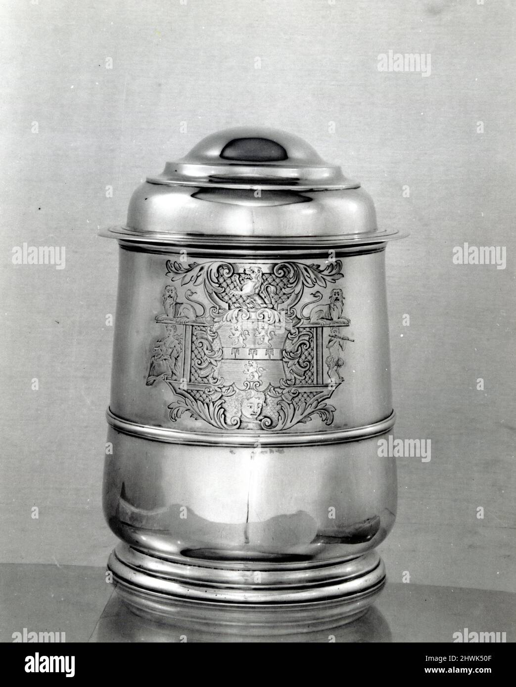 Syng philip hi-res stock photography and images - Alamy
