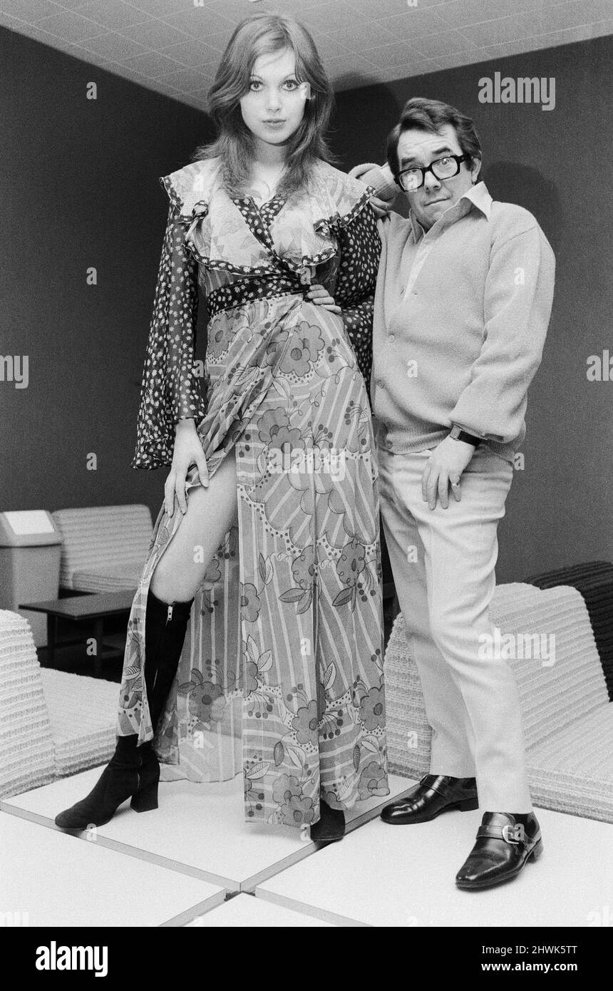 Madeline smith ronnie Black and White Stock Photos & Images - Alamy