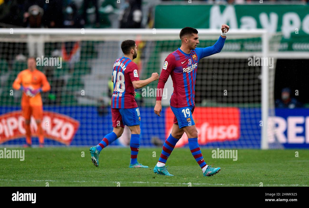 Ferran torres barcelona 2022 hi-res stock photography and images - Alamy