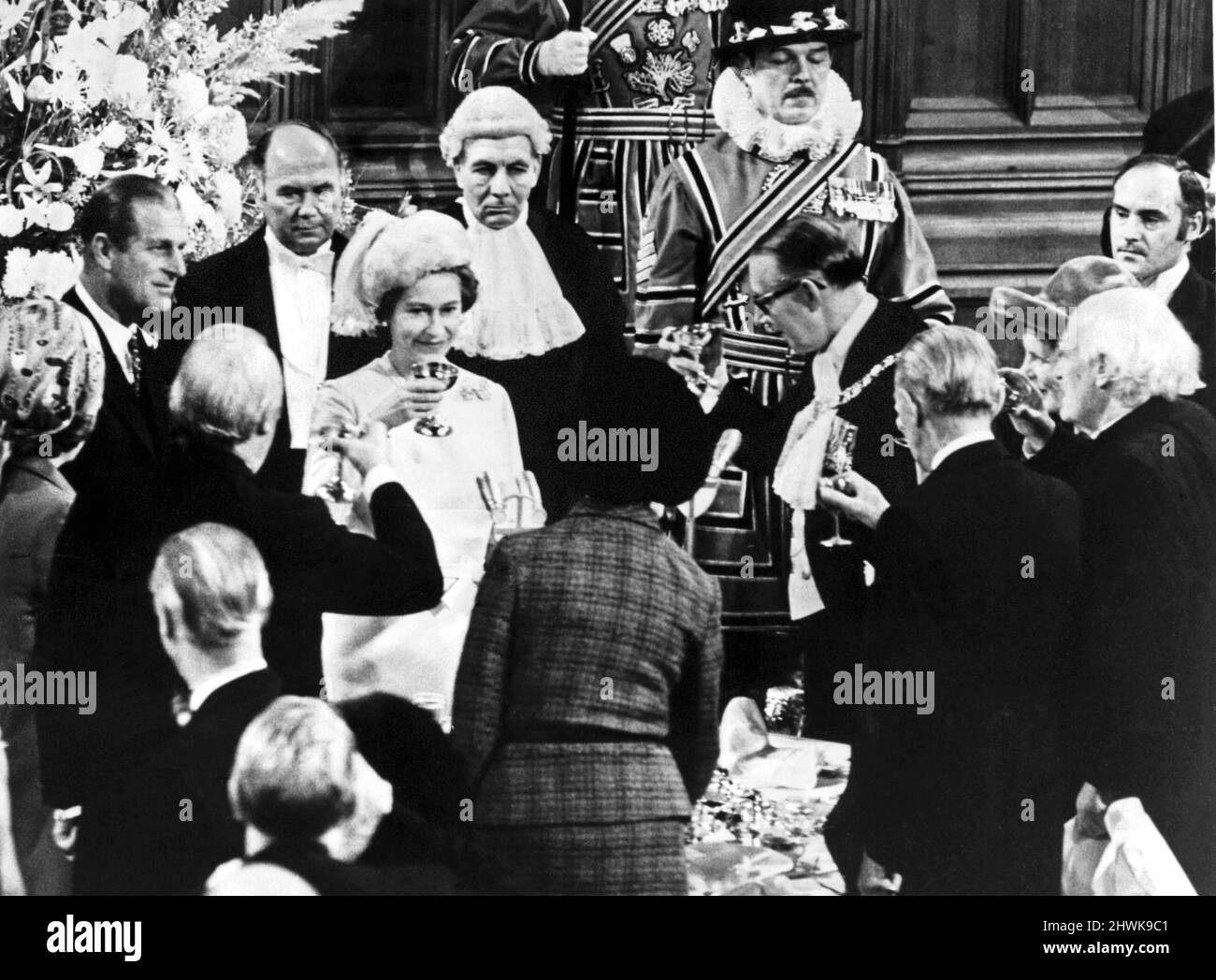 Silver wedding celebrations in 1972 hi-res stock photography and images ...