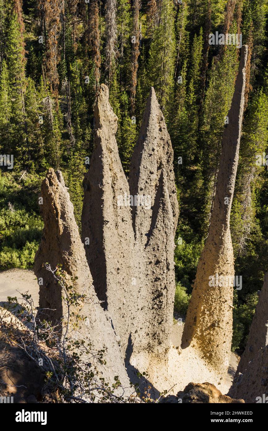 Pinnacles lake hi-res stock photography and images - Alamy