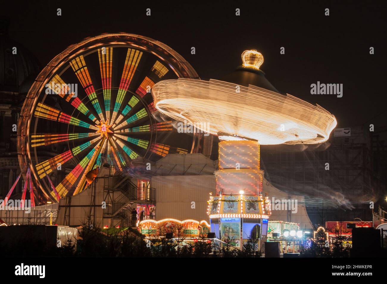 Karussell, Jahrmarkt in Berlin Stock Photo - Alamy