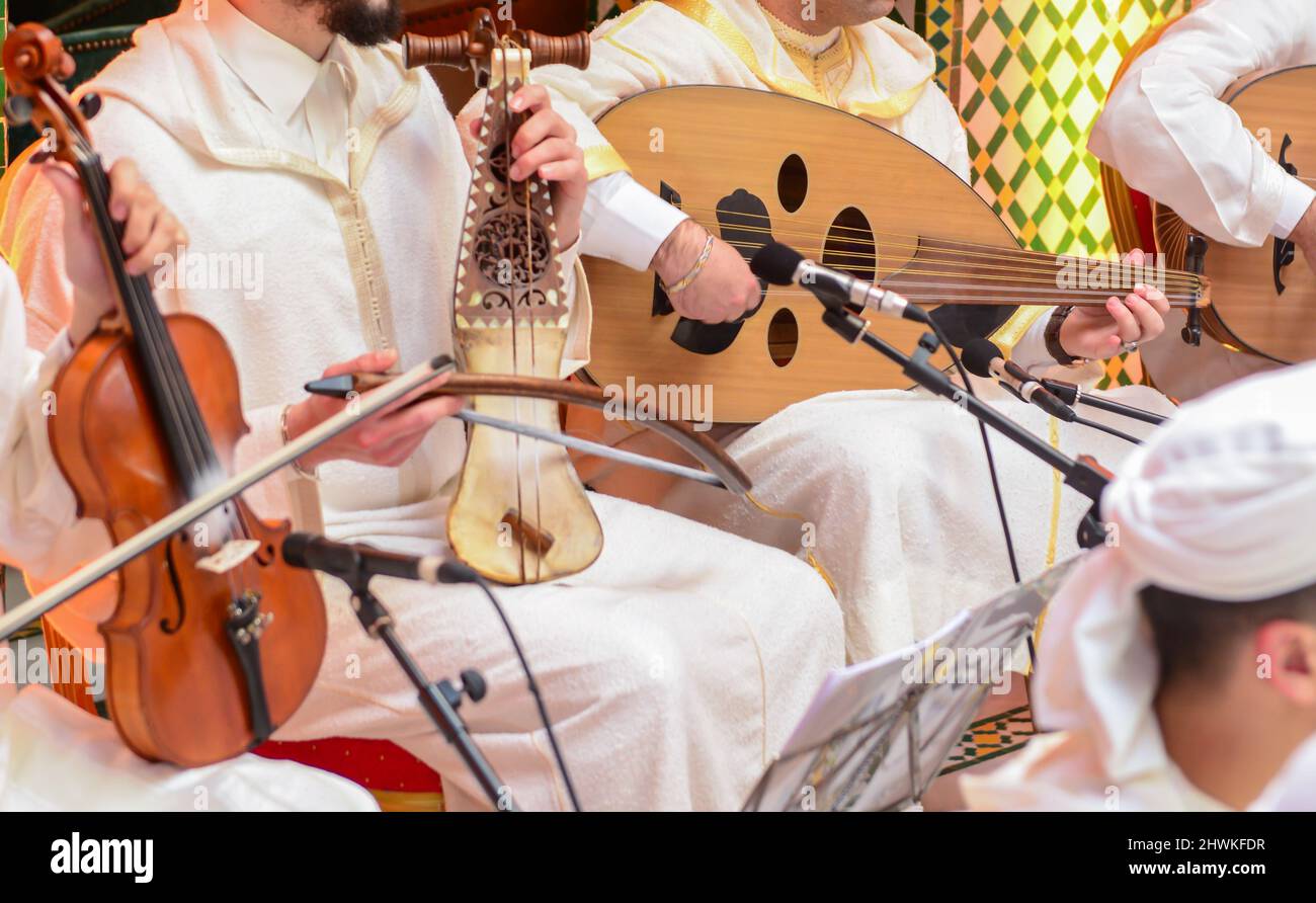 Le marriage marocain hi-res stock photography and images - Alamy