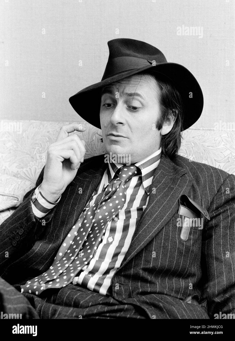 Australian actor comedian Black and White Stock Photos & Images - Alamy
