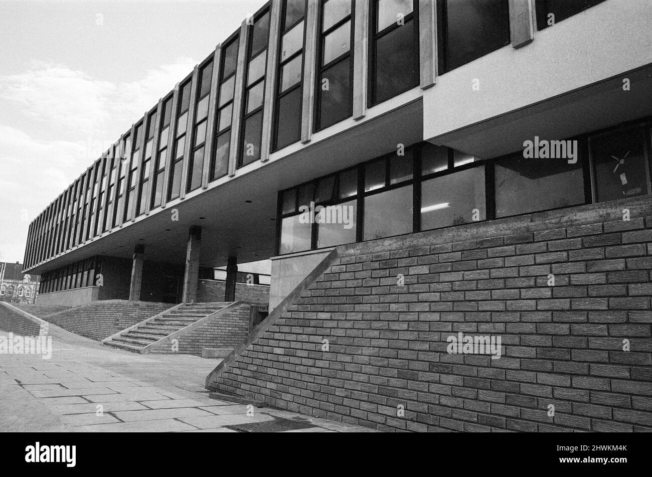 New law courts hi-res stock photography and images - Alamy