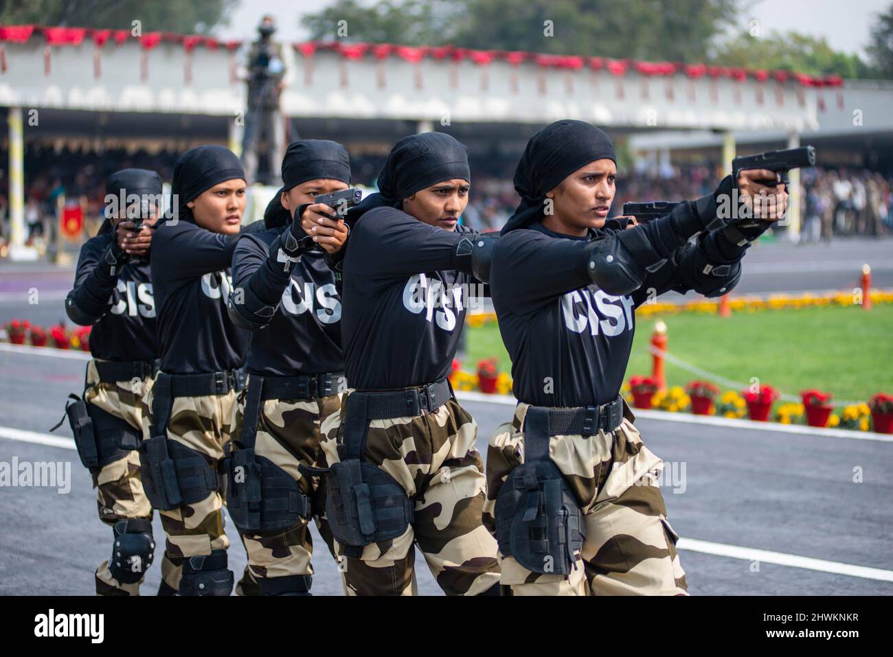 Cisf commando hi-res stock photography and images - Alamy