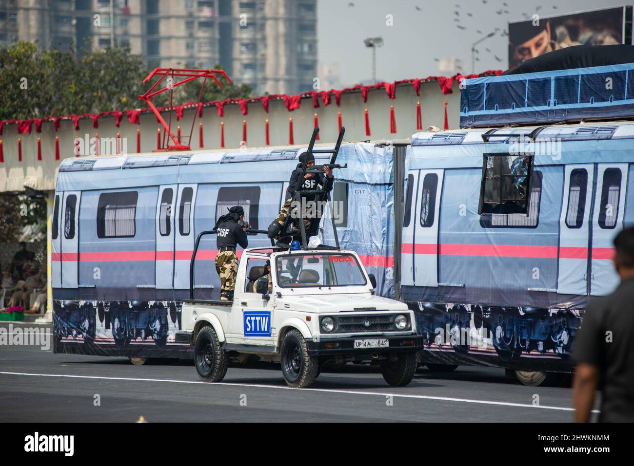 Ghaziabad, India. 06th Mar, 2022. CISF women commando squad doing a ...