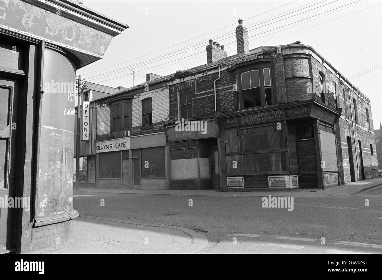 Demolition of south bank Black and White Stock Photos & Images - Alamy