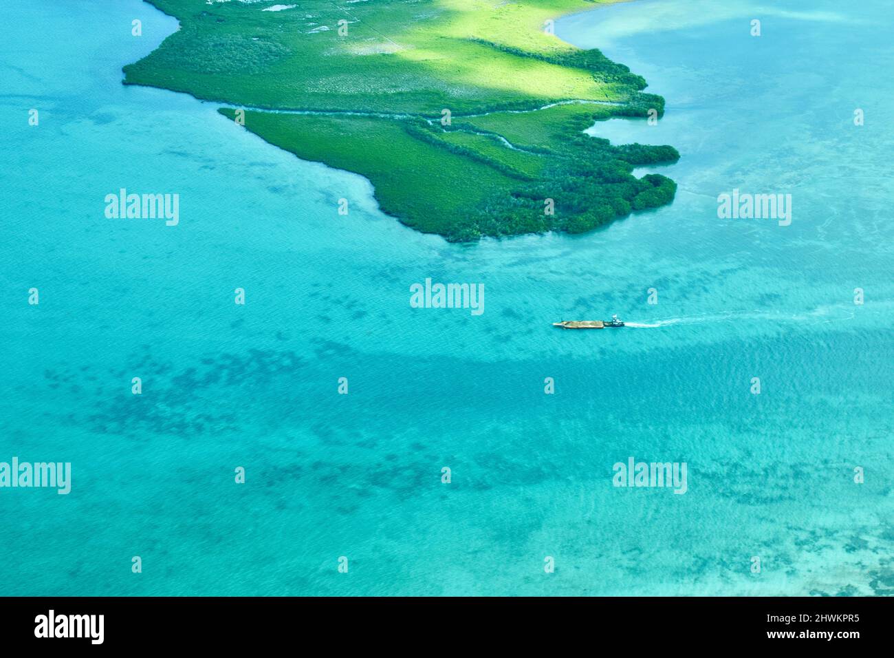 Mesoamerican barrier reef aerial hi-res stock photography and images ...